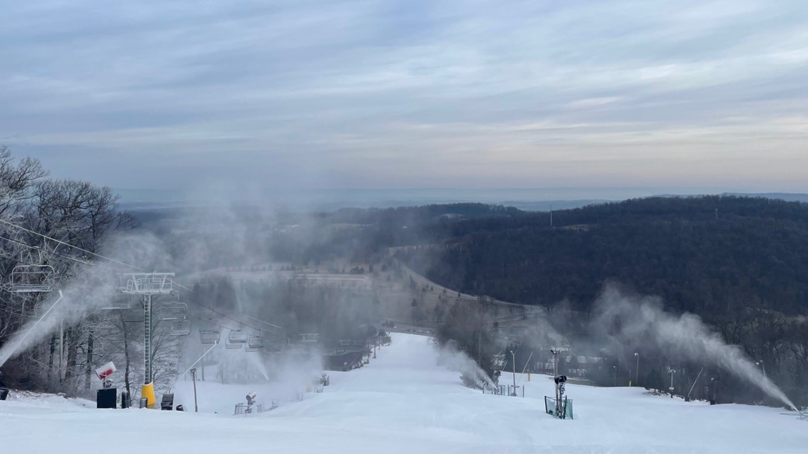 Roundtop Mountain Resort gearing up for 1st Winter Carnival | fox43.com