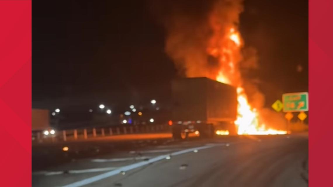 Tractor trailer fire closes I-81 South in Franklin County | fox43.com