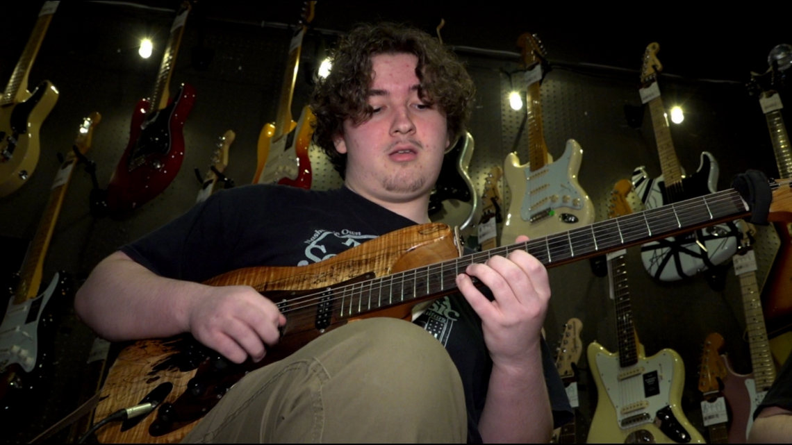 Teen guitarist Alex Warner hits every note with passion and awards ...