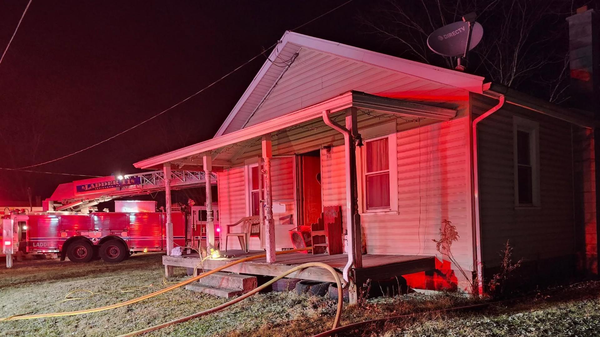 2 displaced, 1 hospitalized following Mifflin County house fire | fox43.com
