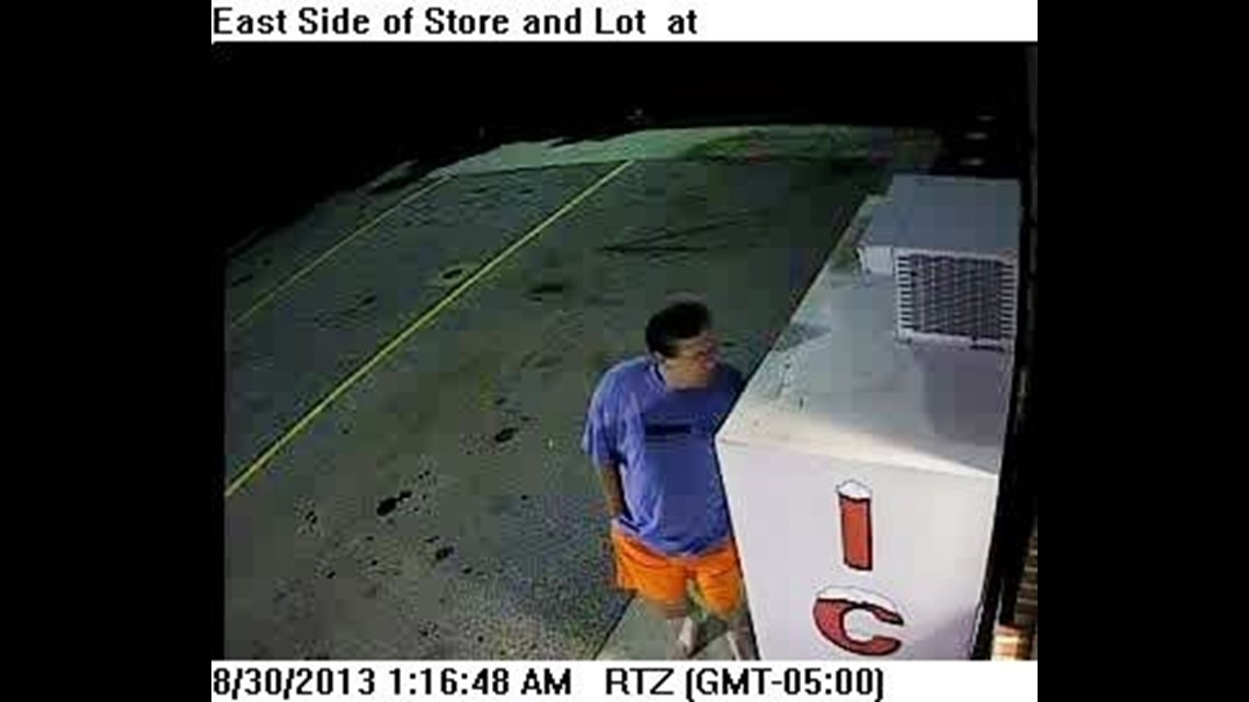 Streaker caught on camera in York County | fox43.com