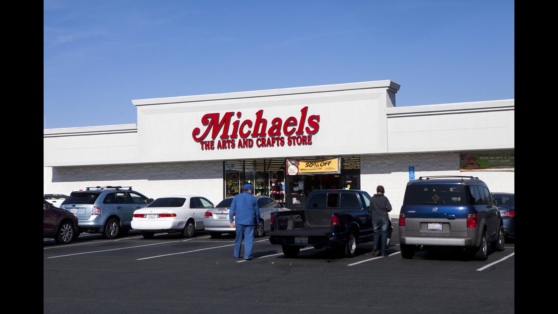 Michaels replaces CEO after just two months on the job | fox43.com