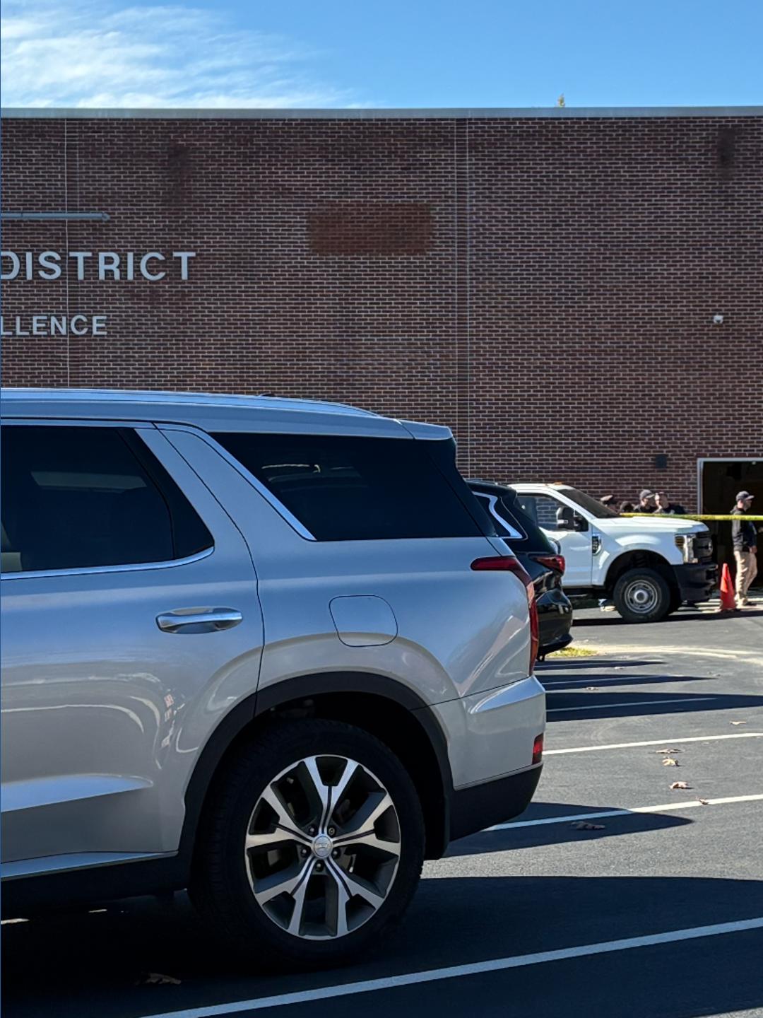 Vehicle crashes into Cumberland County elementary school | fox43.com