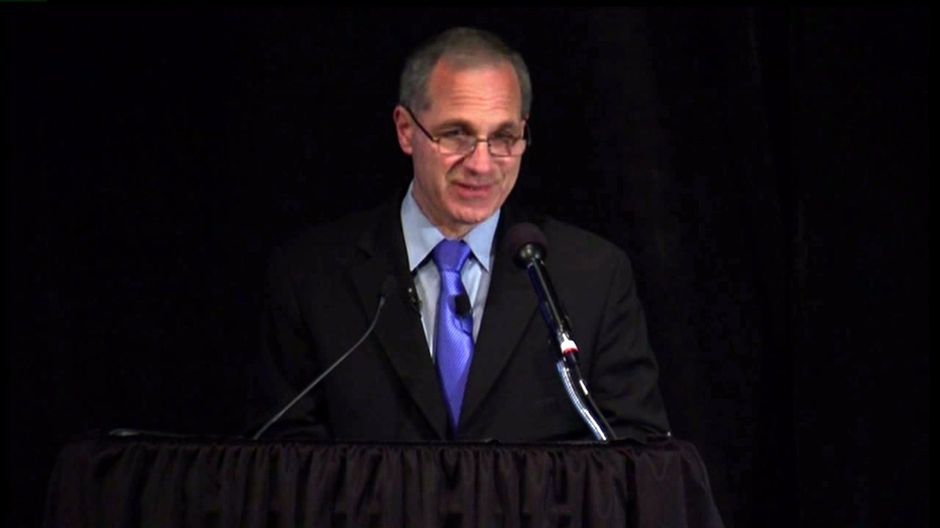 Former FBI Director Louis Freeh hospitalized after car accident | fox43.com