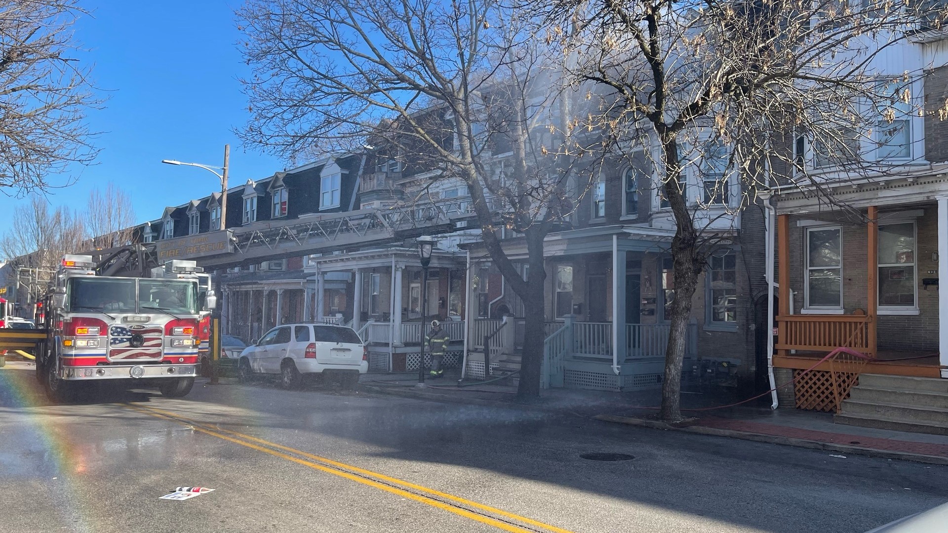 Officials investigating row home fire | fox43.com