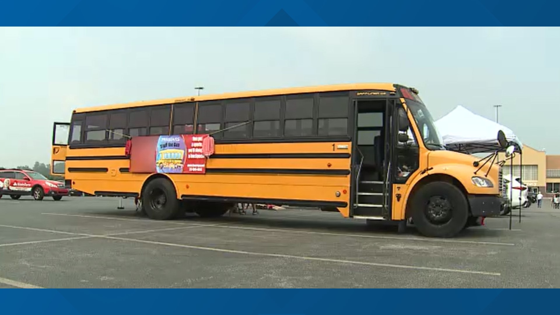 United Way’s Day of Caring kicks off with Stuff the Bus event | fox43.com