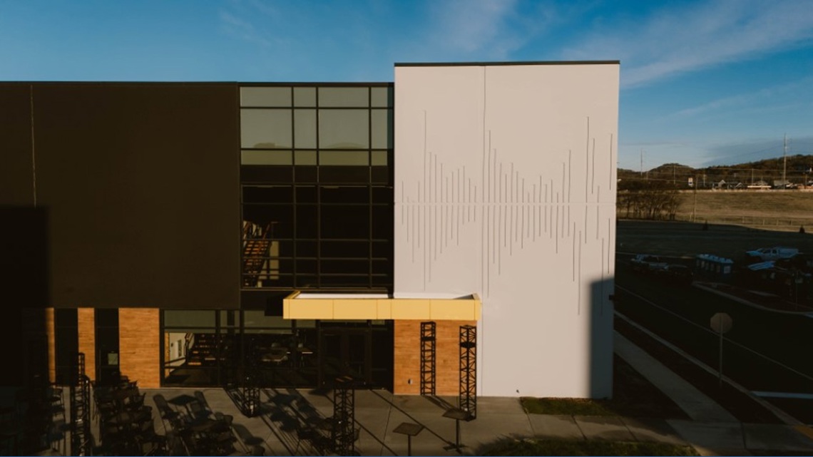 Rock Lititz announces grand opening of Rock Nashville facility | fox43.com
