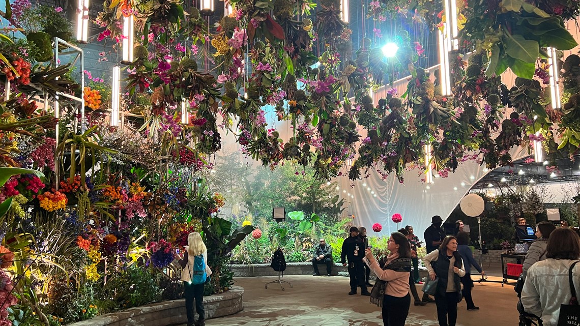Display gardens bloom at the Philadelphia Flower Show | fox43.com