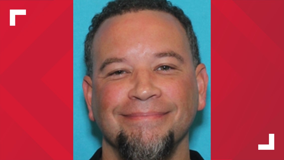 Police search for murder suspect Matthew Harrison | fox43.com