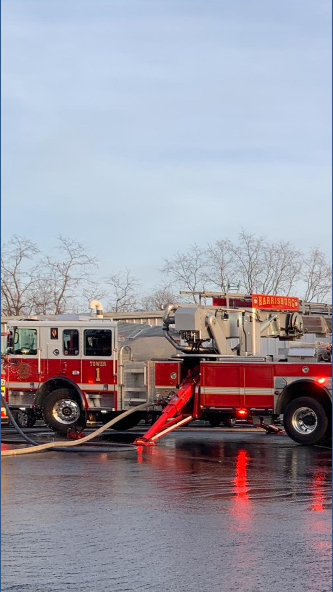 Crews respond to fire at Dauphin County materials lab | fox43.com