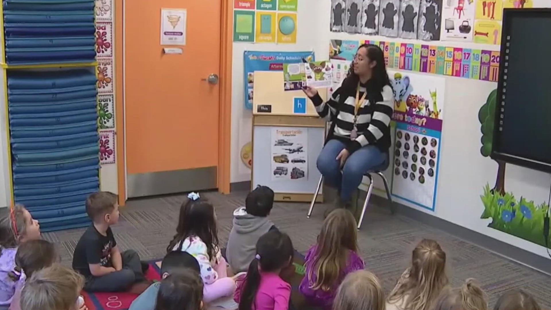 Rotary reads to York City students | On the Bright Side | fox43.com