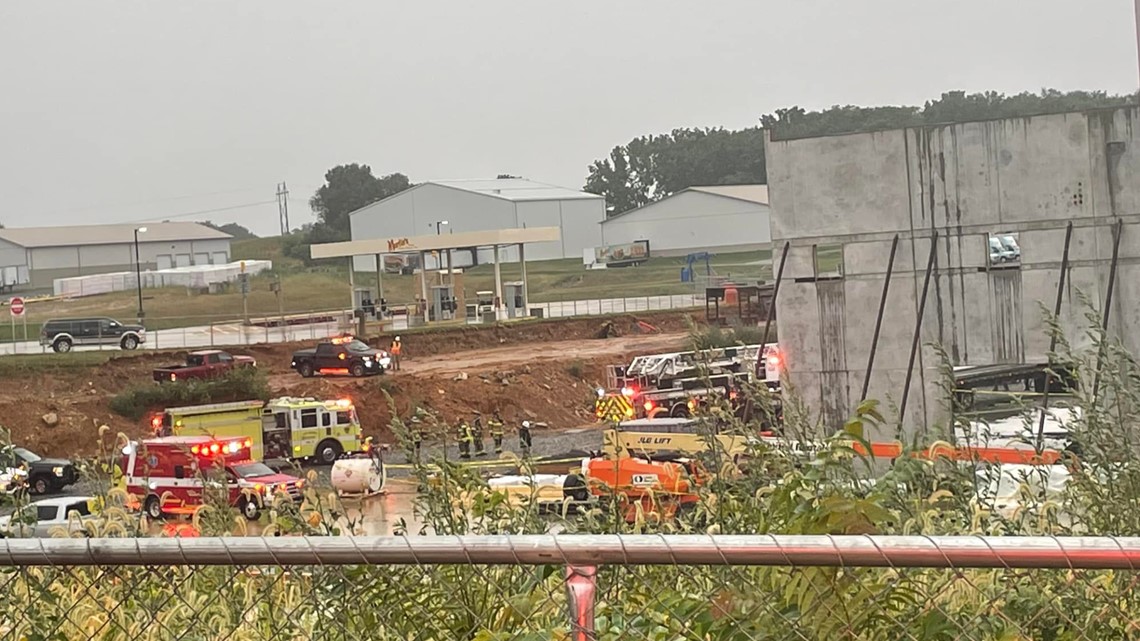 1 dead after building collapse in Pennsylvania | fox43.com
