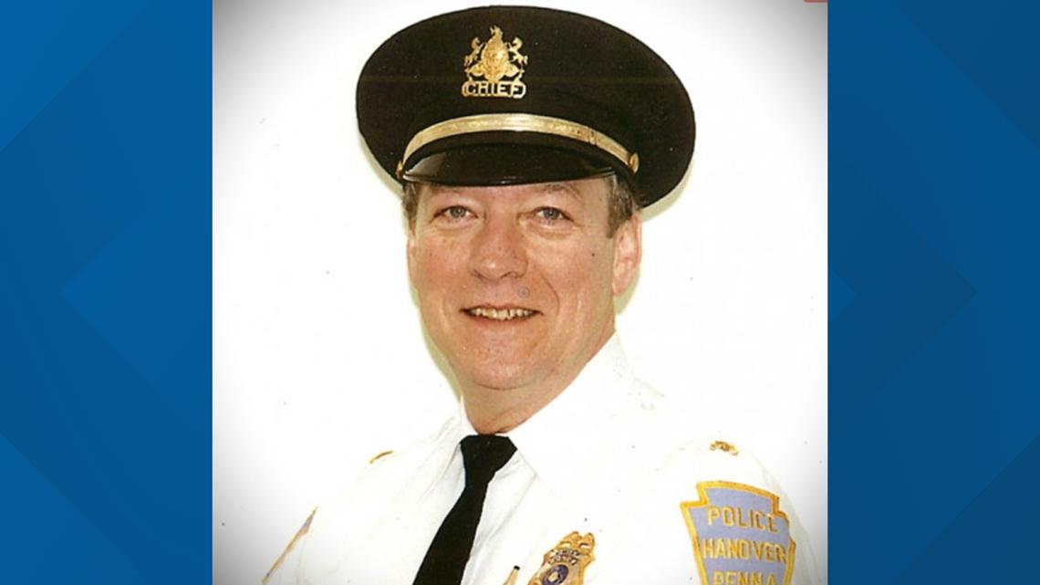 York County community mourns death of retired police chief | fox43.com