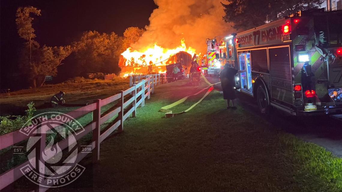 Fire crews tackle barn blaze in Felton, York County | fox43.com