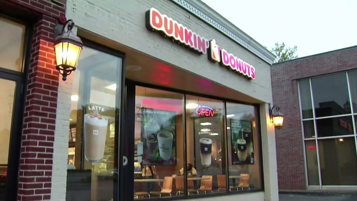 Dunkin’ Donuts wants to double the number of stores | fox43.com