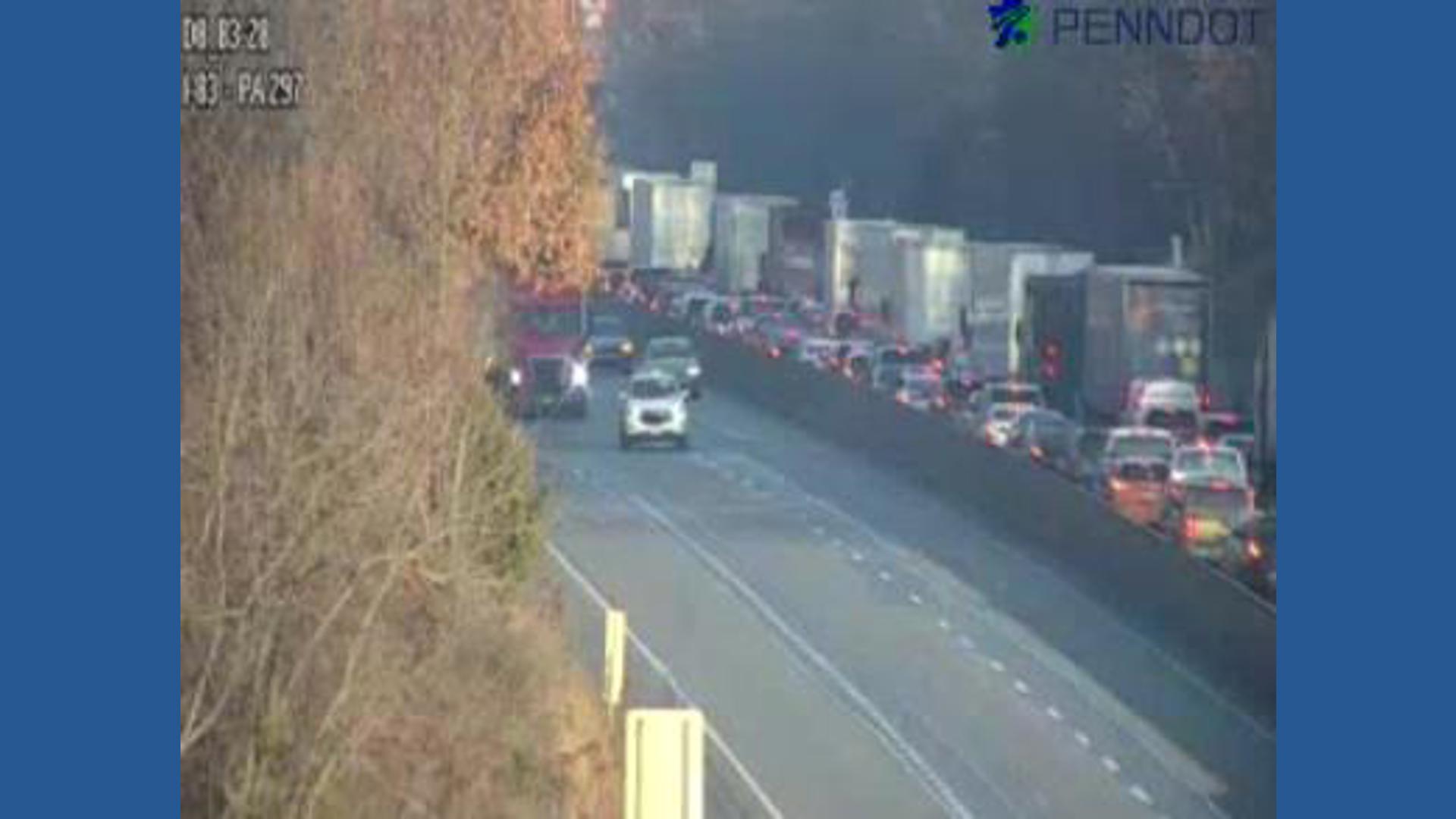 Crews respond to disruptive crash on I-83 southbound in York County ...