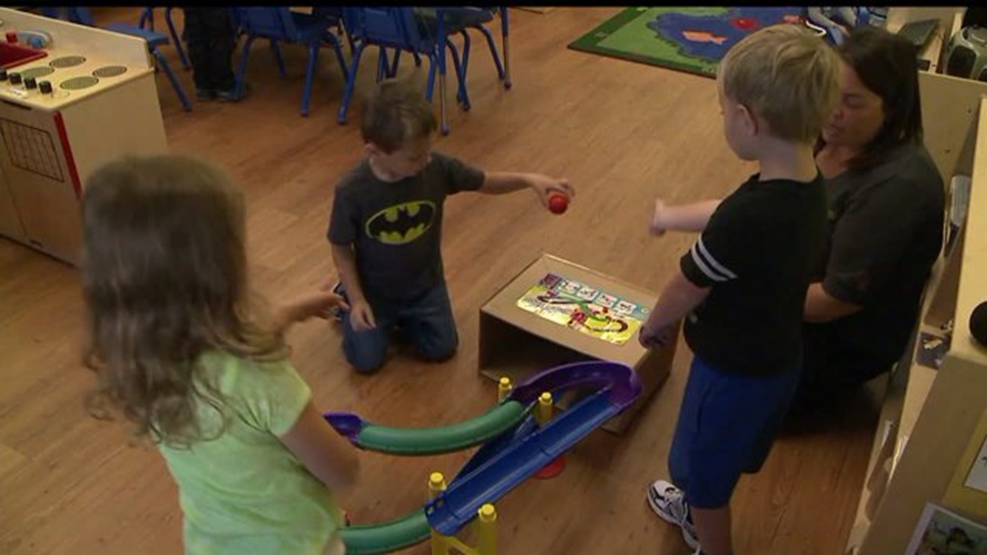 Preschoolers land dream jobs as toy testers | fox43.com