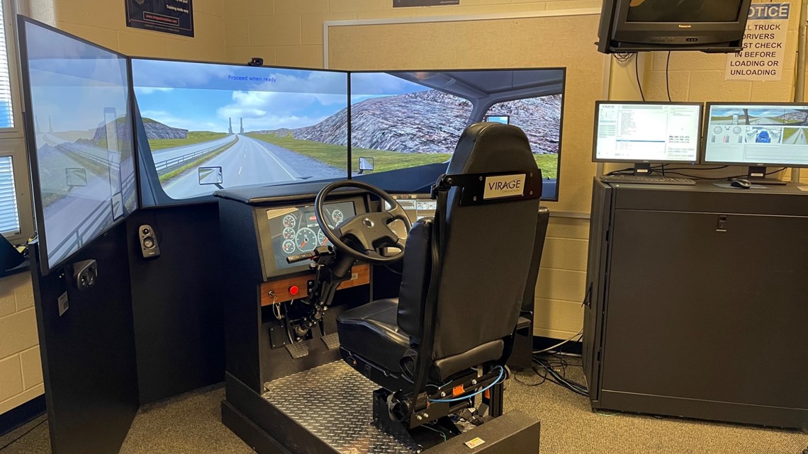 Northeastern High School students can 'virtually' get behind the wheel ...
