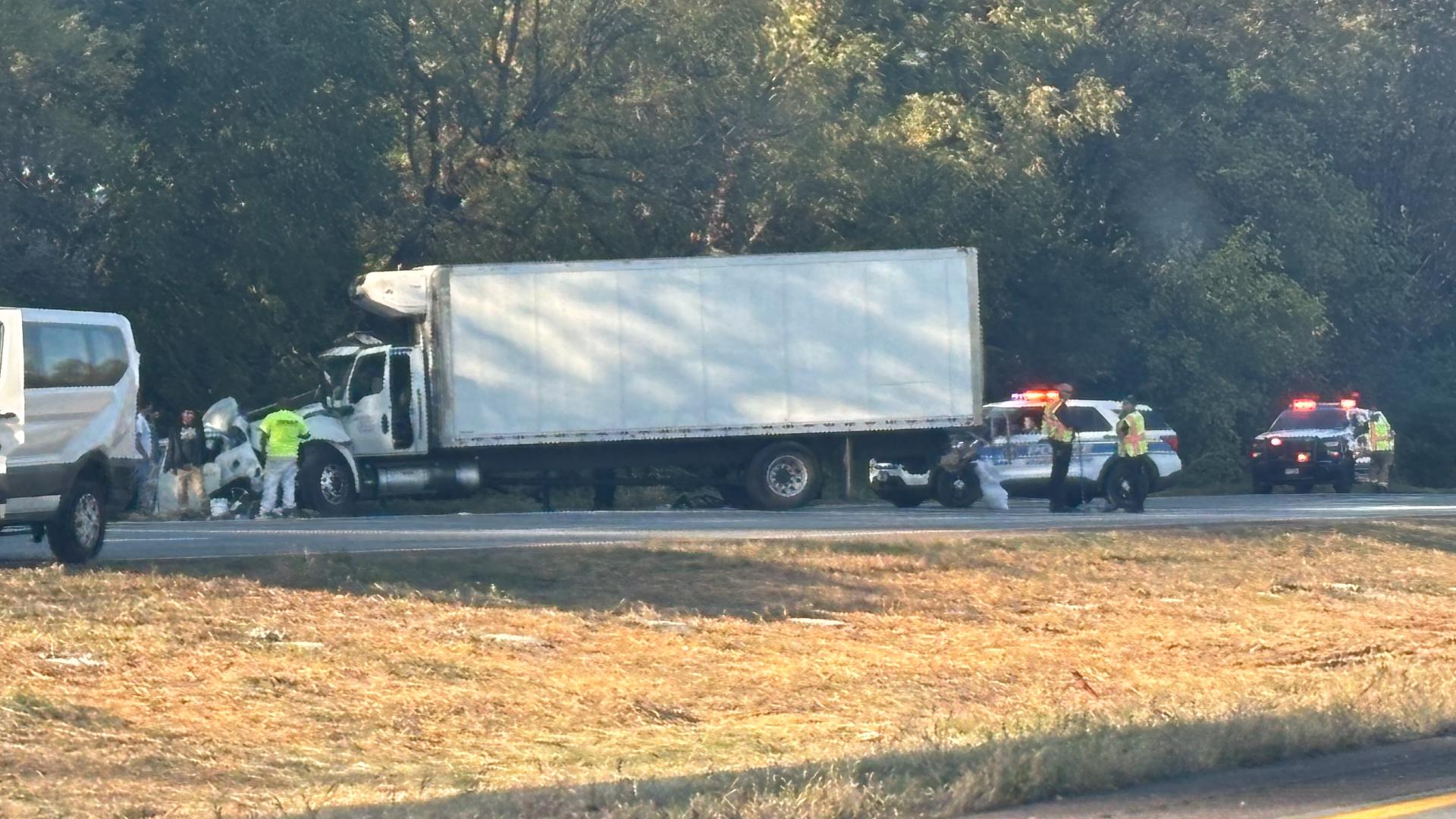 Lanes temporarily closed along stretch of Route 222 in Lancaster County ...