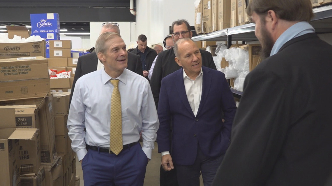 Congressmen Lloyd Smucker, Jim Jordan visit Lancaster food pantry; urge ...