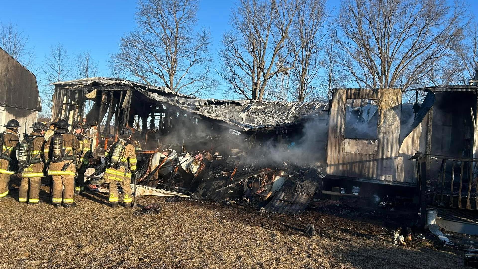 Mobile home fire displaces two, kills 10 pets in Dauphin County | fox43.com