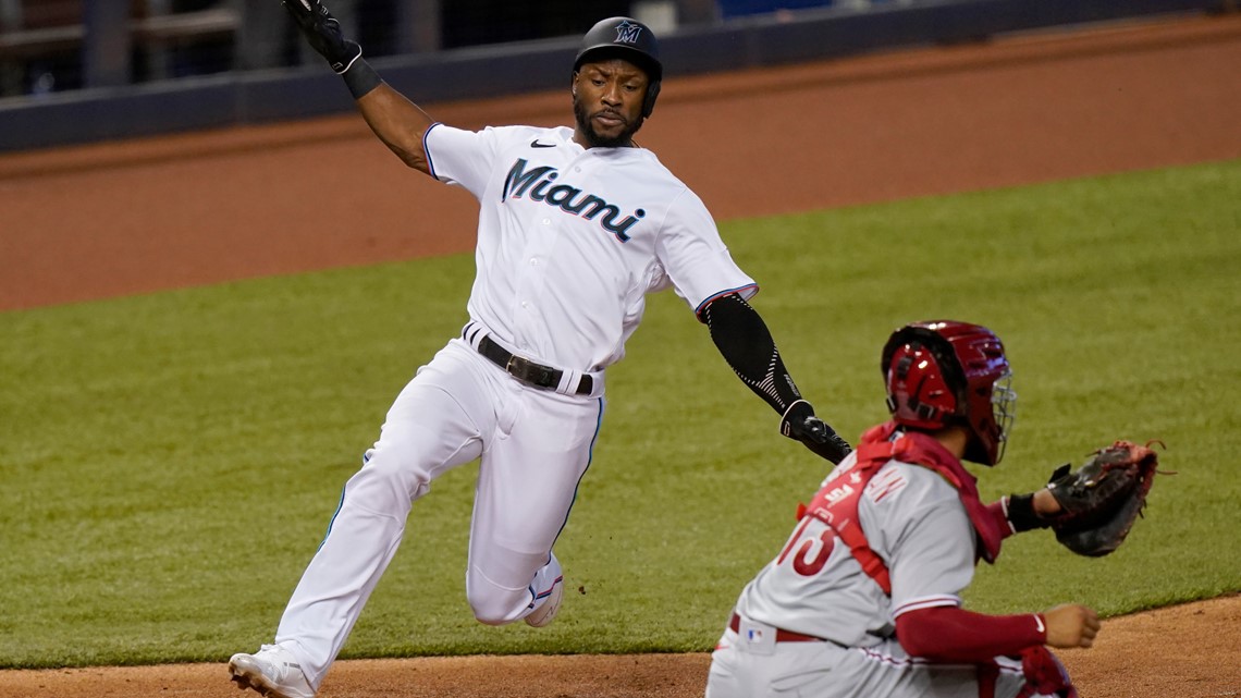 Lopez, Marlins win finale in 7-game set against Phils, 6-2 | fox43.com