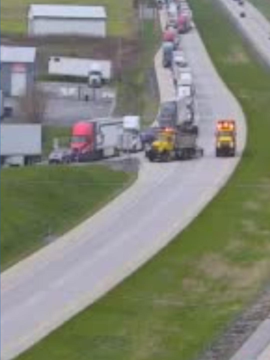 Stretch of I-81 north reopens after crash involving 3 tractor-trailers ...