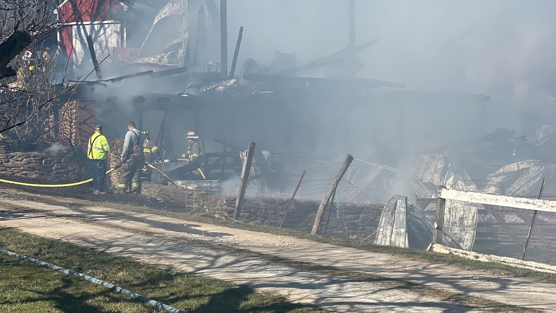 Crews respond to barn fire in York County | fox43.com