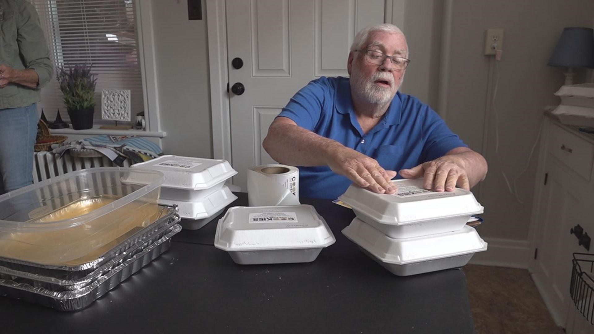 Palmyra man fighting cancer finds his cure in cookies | fox43.com