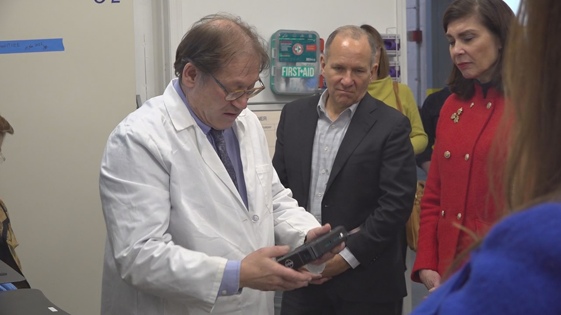 York County biotech facility opens new avian flu lab | fox43.com