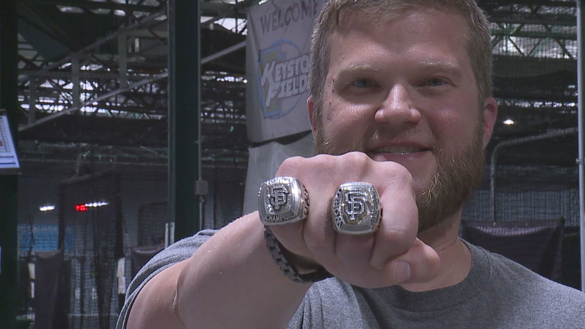 Jeremy Fagelman helps local athletes reach baseball goals | fox43.com