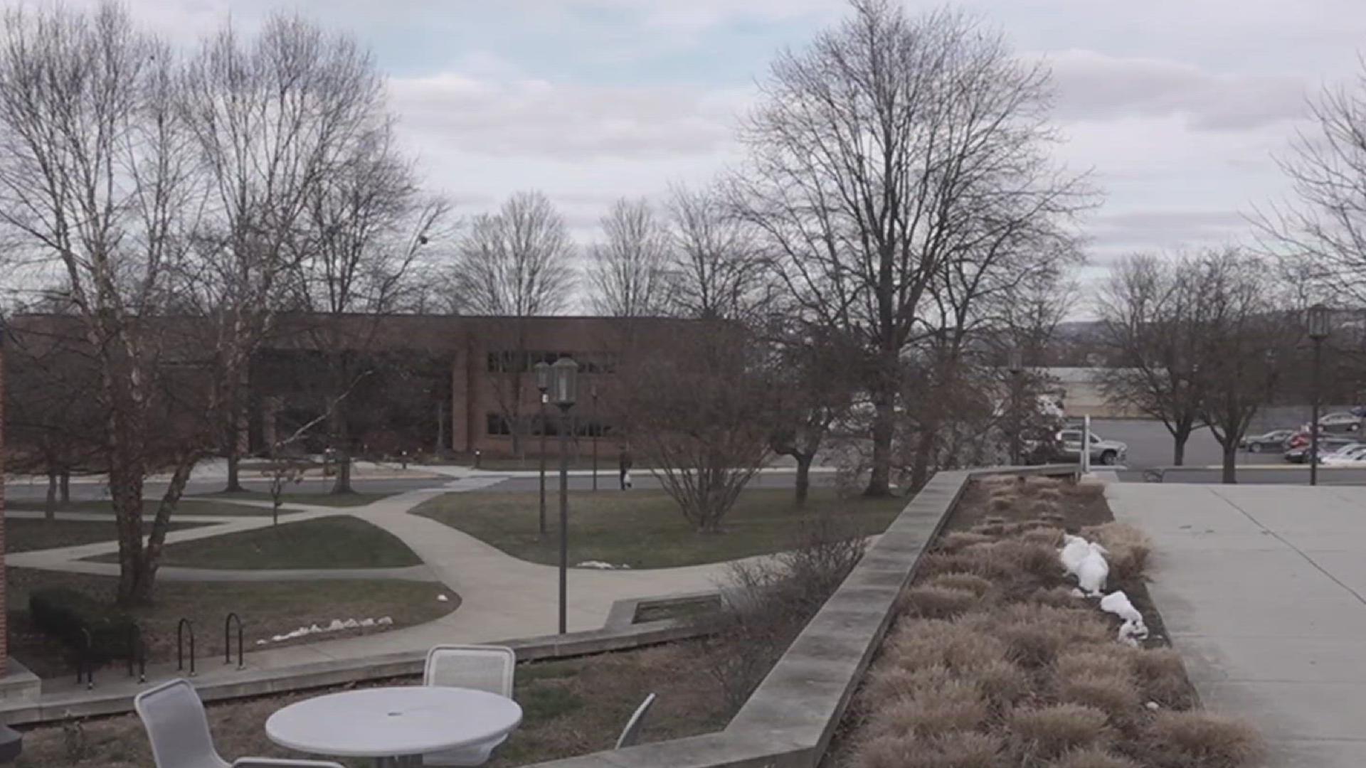 Penn State offers to cut fees for students at closing campuses | wnep.com