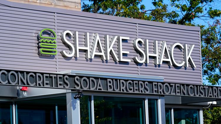 Shake Shack will open 3rd central Pa. location in Mechanicsburg | fox43.com