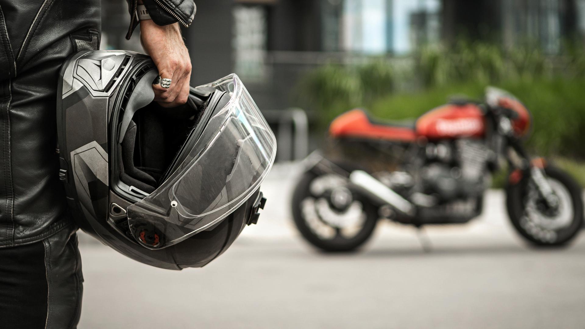 Motorcycle safety law bill could reinstate helmet requirements for ...
