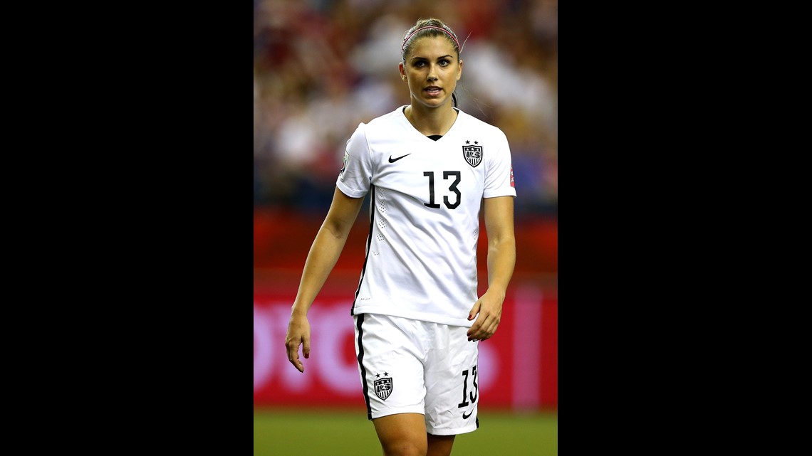 Soccer star Alex Morgan apologizes for behavior at Disney World | fox43.com