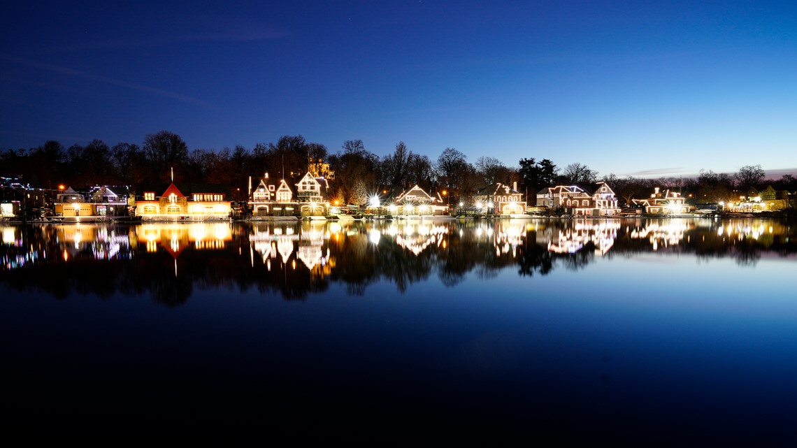 Lights out for Philly's famous Boathouse Row, for now | fox43.com