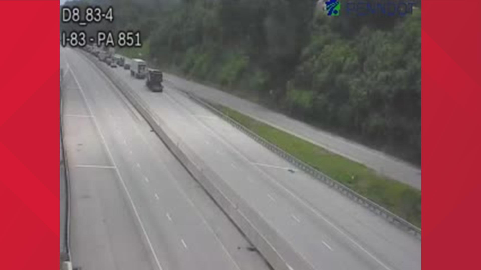 Roads reopen after crash on I-83 closes southbound lanes at Shrewsbury exit | fox43.com