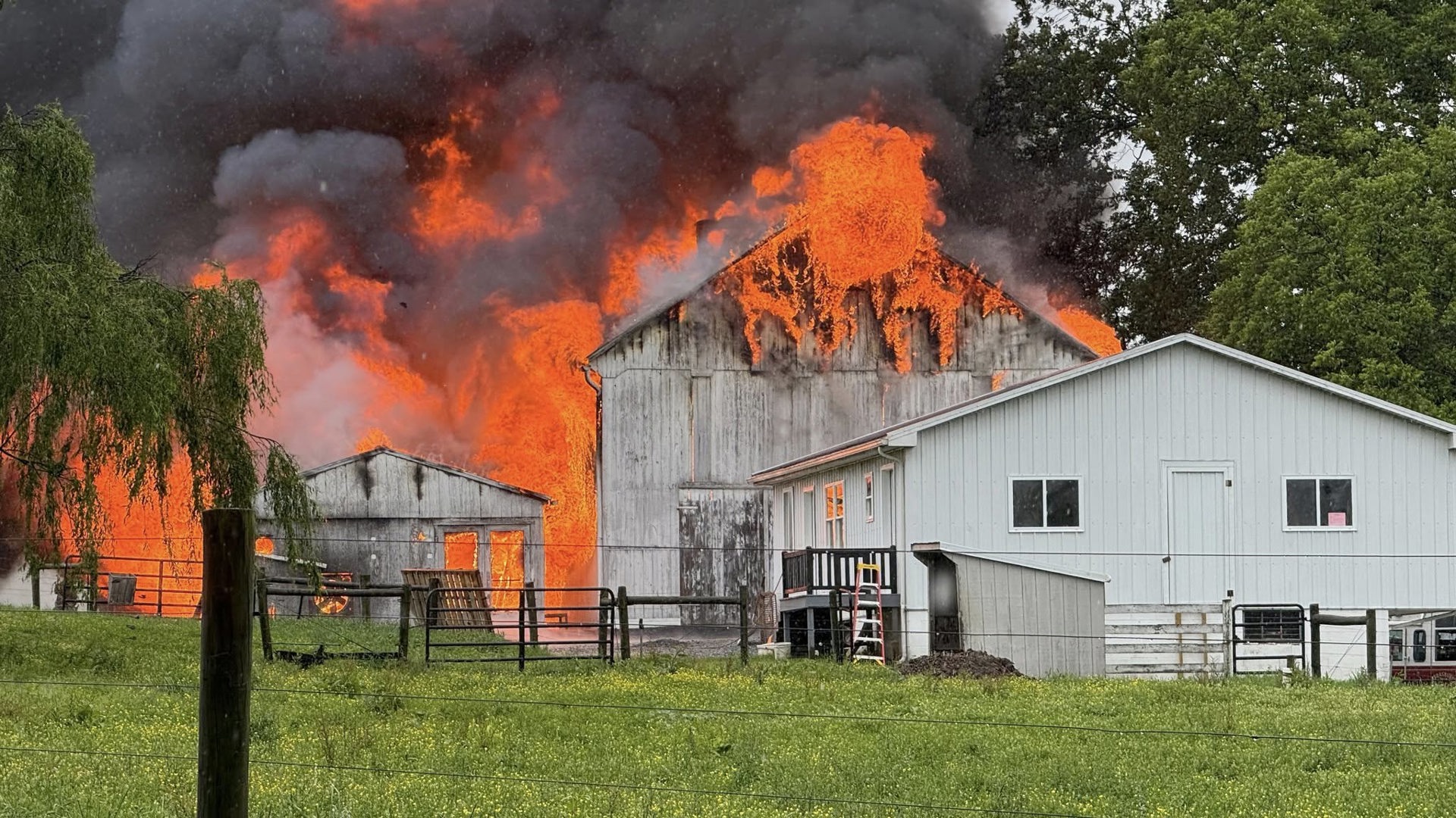 Firefighters tackle Strasburg barn fire Wednesday | fox43.com