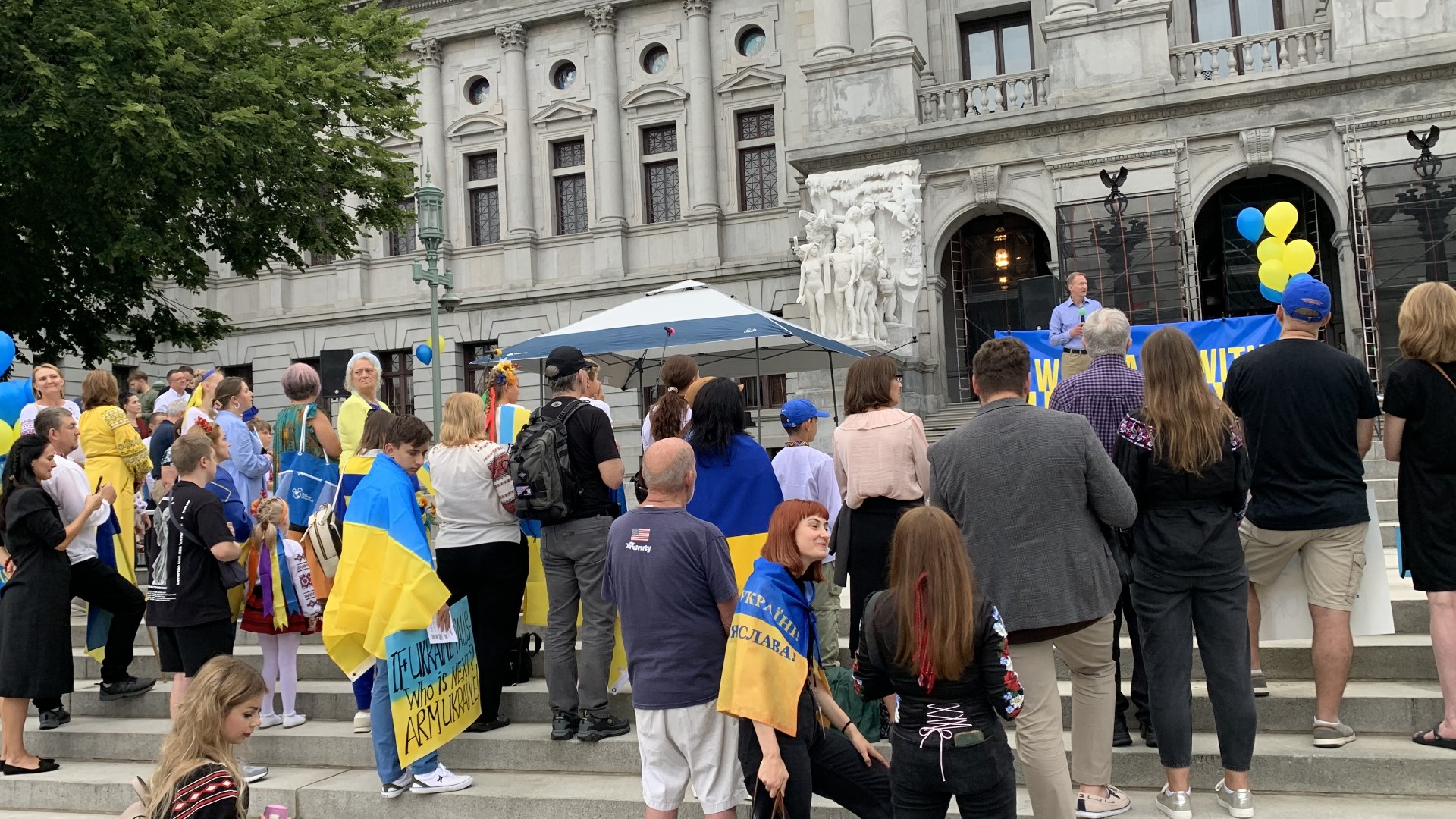 Ukrainian Independence Day rally held in Harrisburg | fox43.com