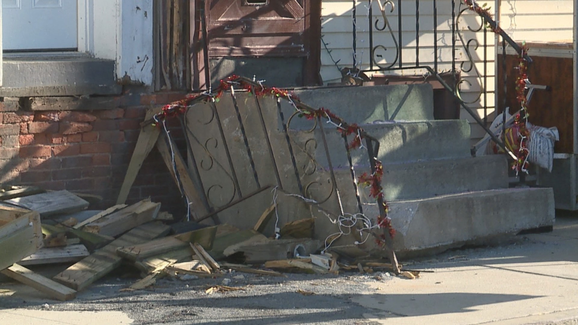 Car crashes into York home, causing gas leak | fox43.com