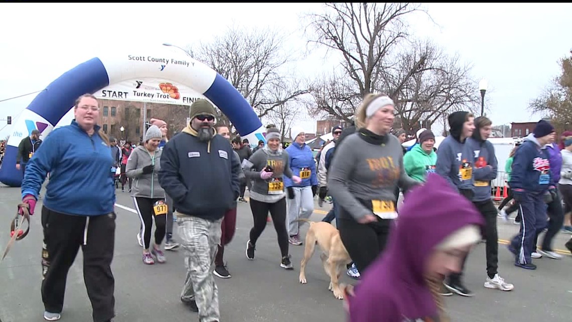 Davenport's Thanksgiving Day Turkey Trot race is ON | wqad.com
