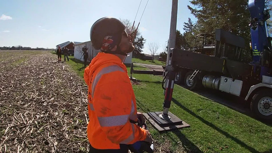 2022 JEFFERSON AWARDS: Jon "Squirrel" Steiniger - The Helper | wqad.com