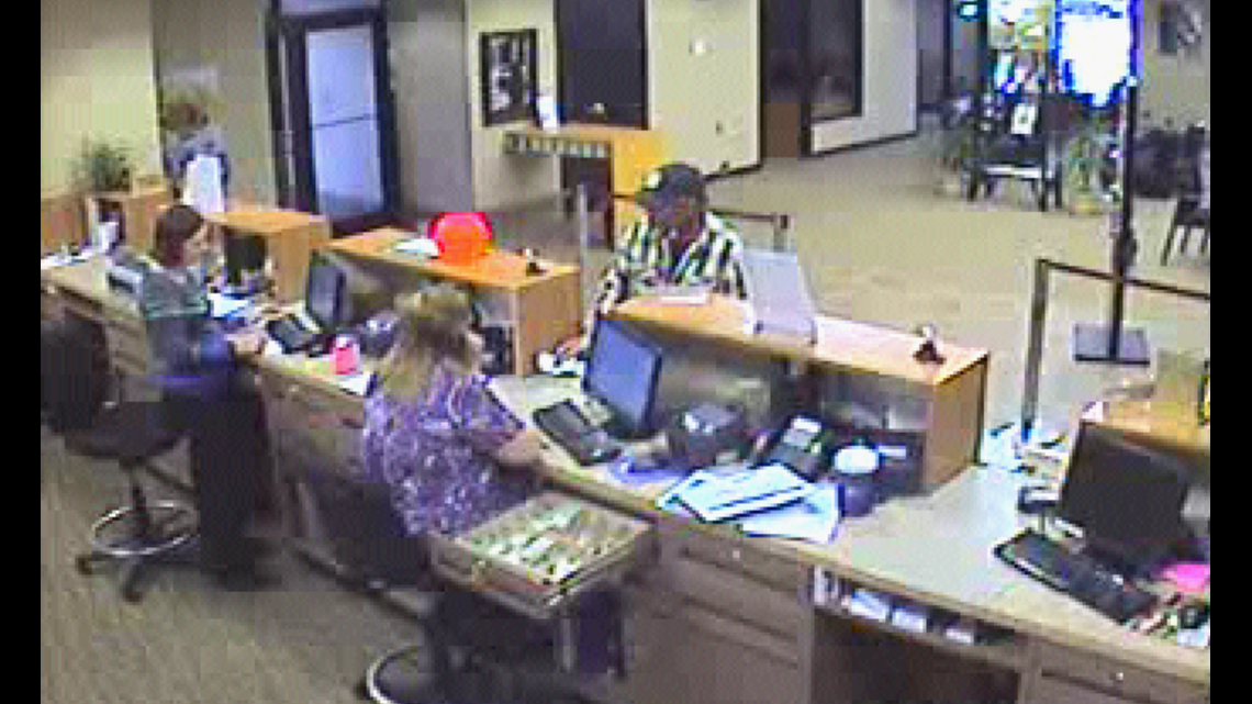 Same man suspected in credit union robbery and semi chase | wqad.com