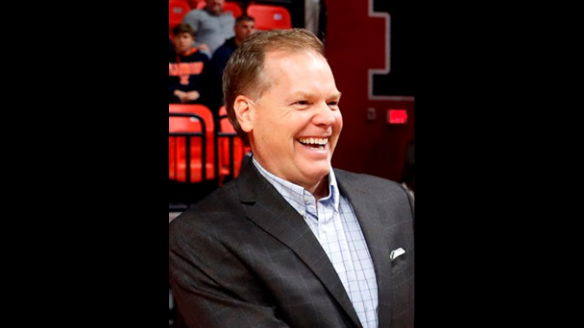 Augie basketball coach announces cancer diagnosis | wqad.com