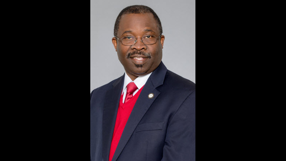 Western Illinois University finds 6 finalists for president | wqad.com