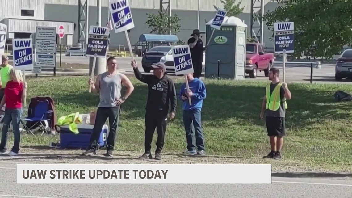 UAW president expected to make announcement Friday morning | wqad.com