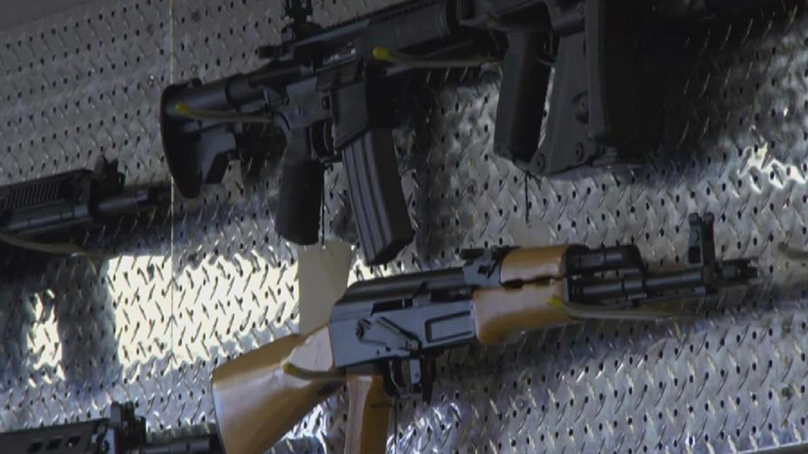 Knox, Whiteside County Sheriffs stand against assault weapon ban | wqad.com