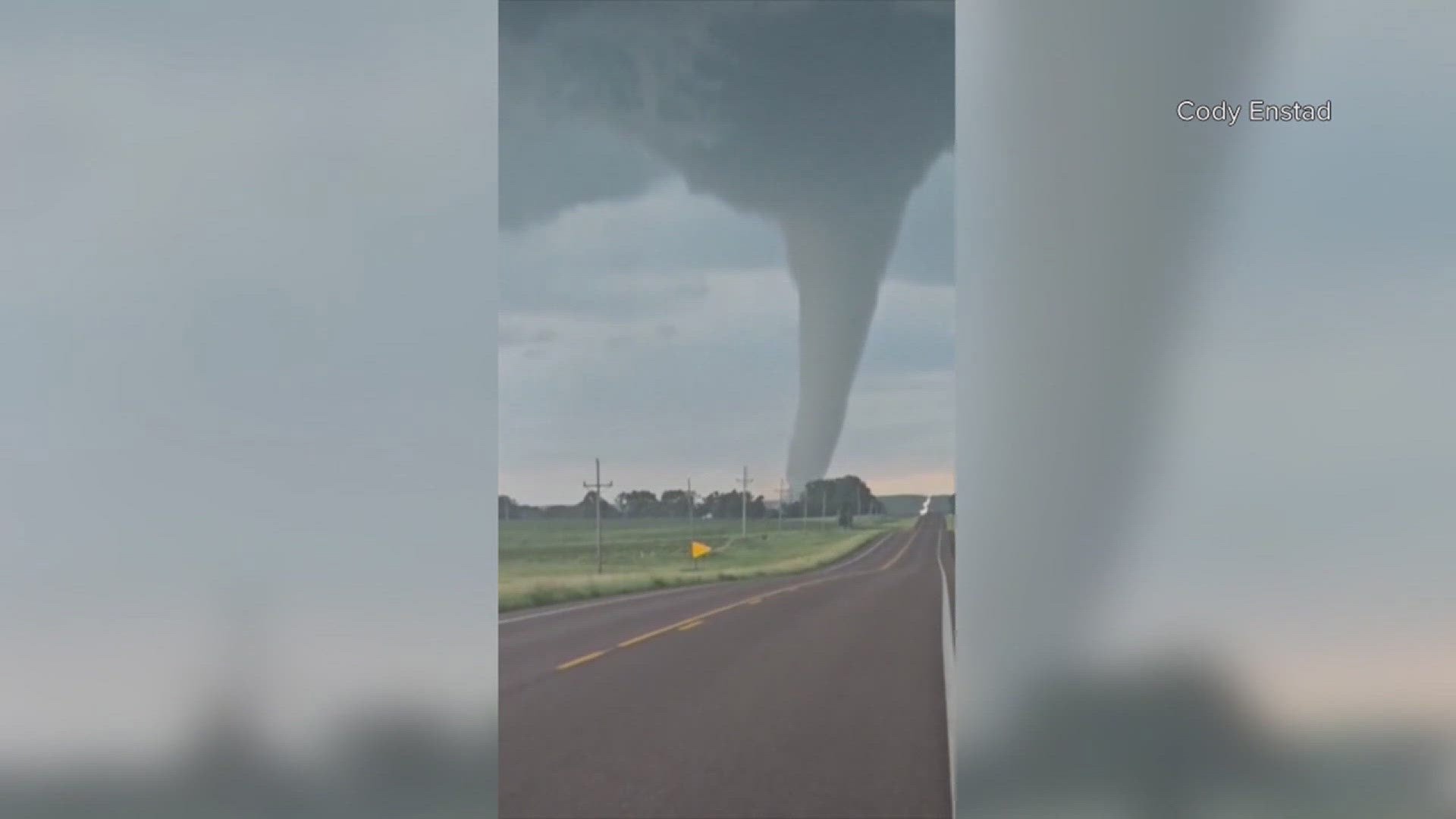 Illinois breaks state tornado record, leads nation in twisters this ...