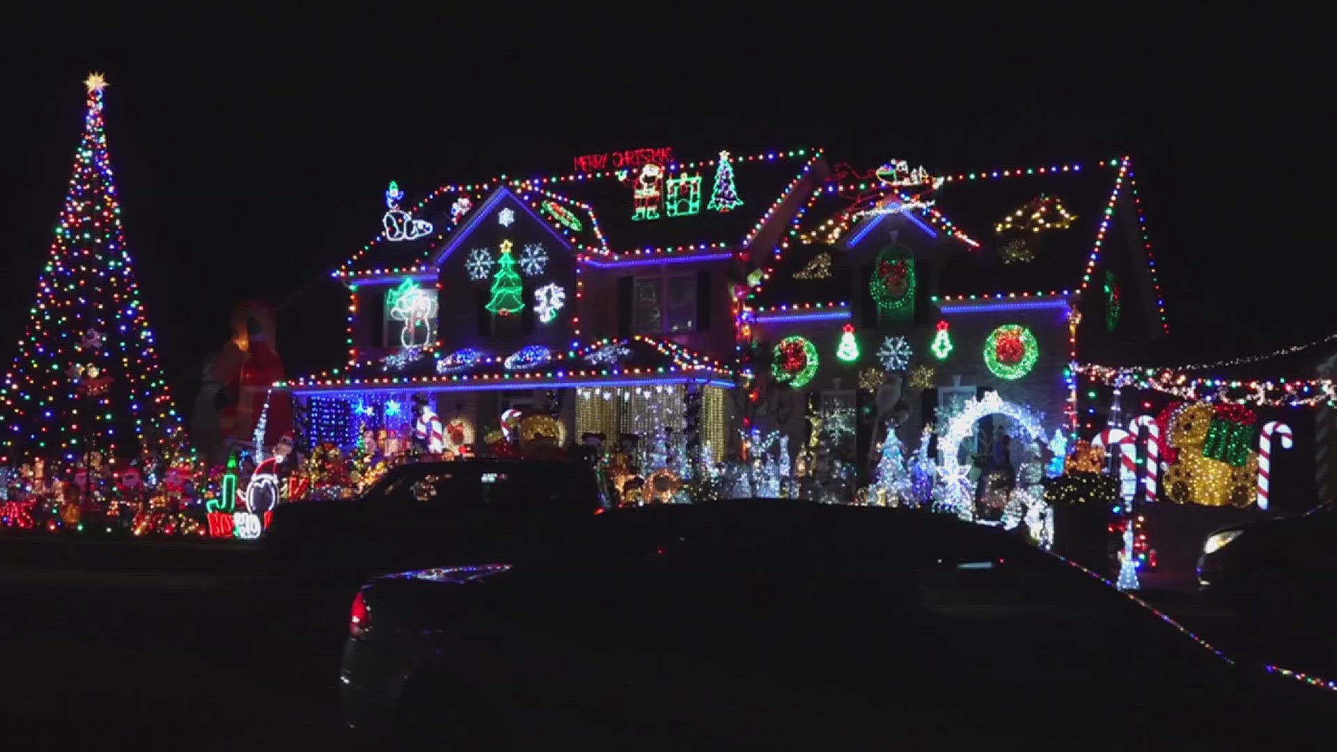 Your Money | News 8's team takes on holiday trivia | wqad.com