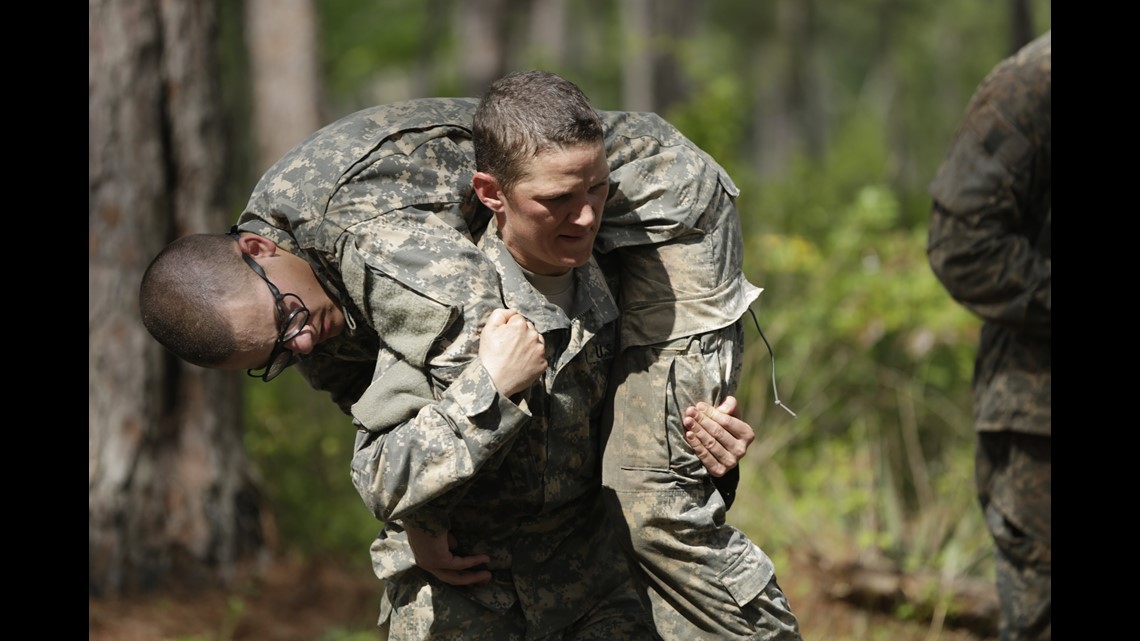 U.S. military opens combat positions to women | wqad.com